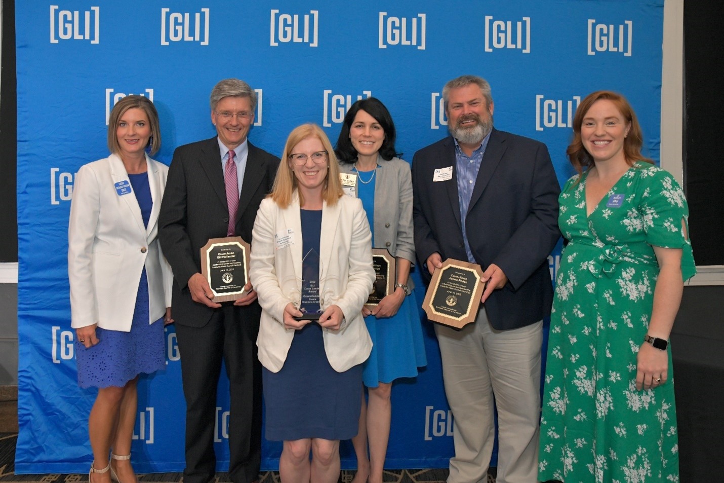 GLI hosts sold-out crowd for Mayoral Forum – Greater Louisville Inc.